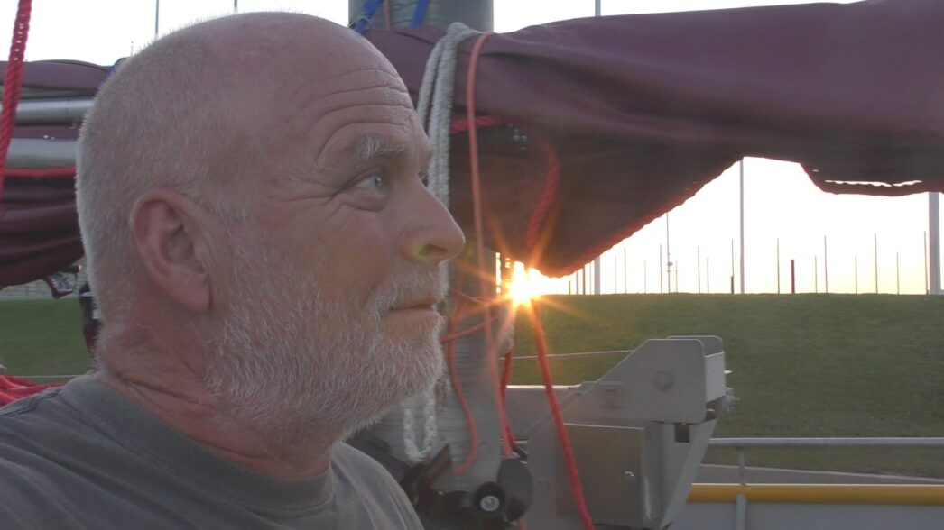 Raising Sails – Part 5 – Adding Parrels to a Junk | SV Seeker