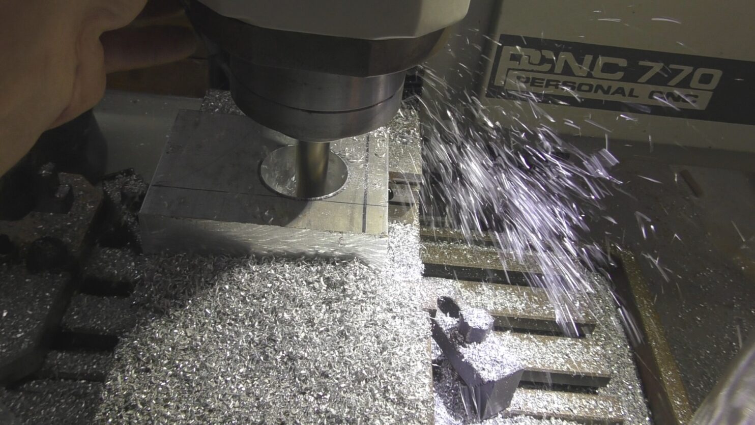 Using a CNC Mill with no CAD – Tormach 770 Conversational | SV Seeker